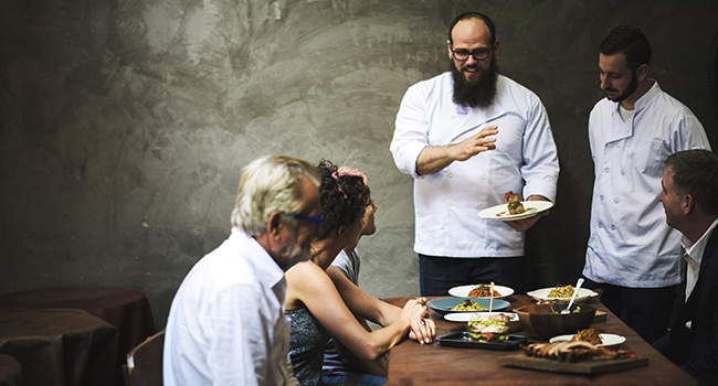 What to say to your hospitality team in pre-shift meetings